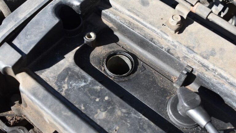 Cleaning Pistons Through Spark Plug Hole: Experts Tips
